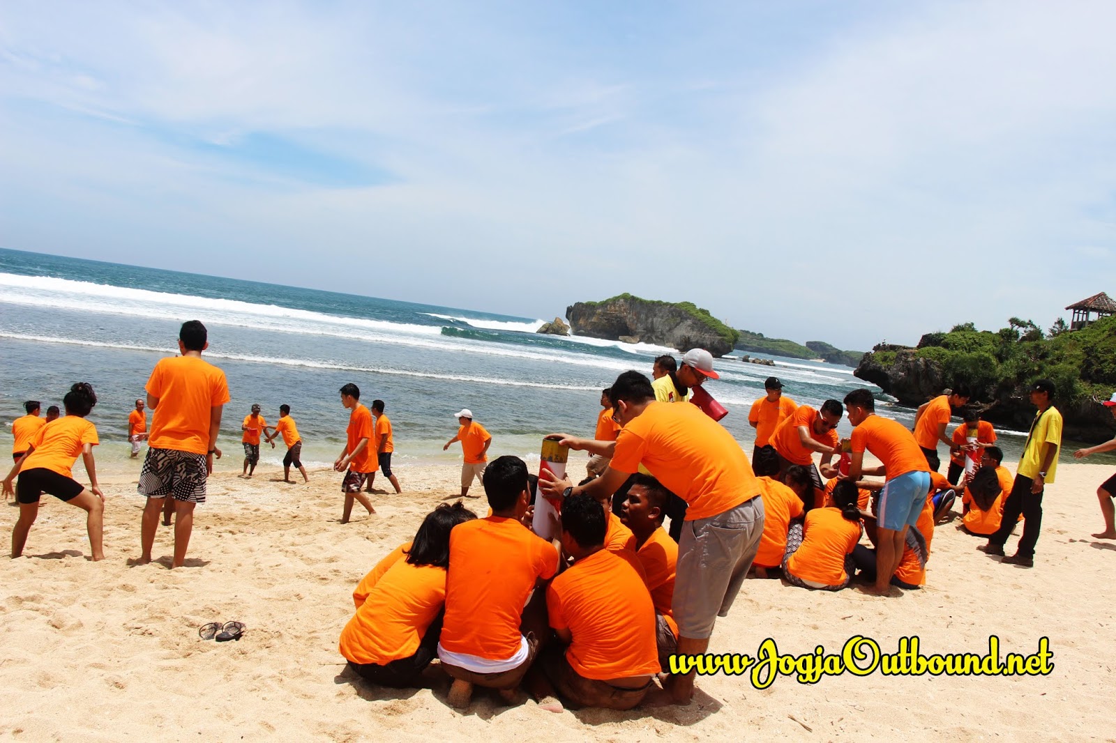 Serunya Kegiatan Outbound Fun Activity di Pantai Indrayanti ~ TEMPAT ...