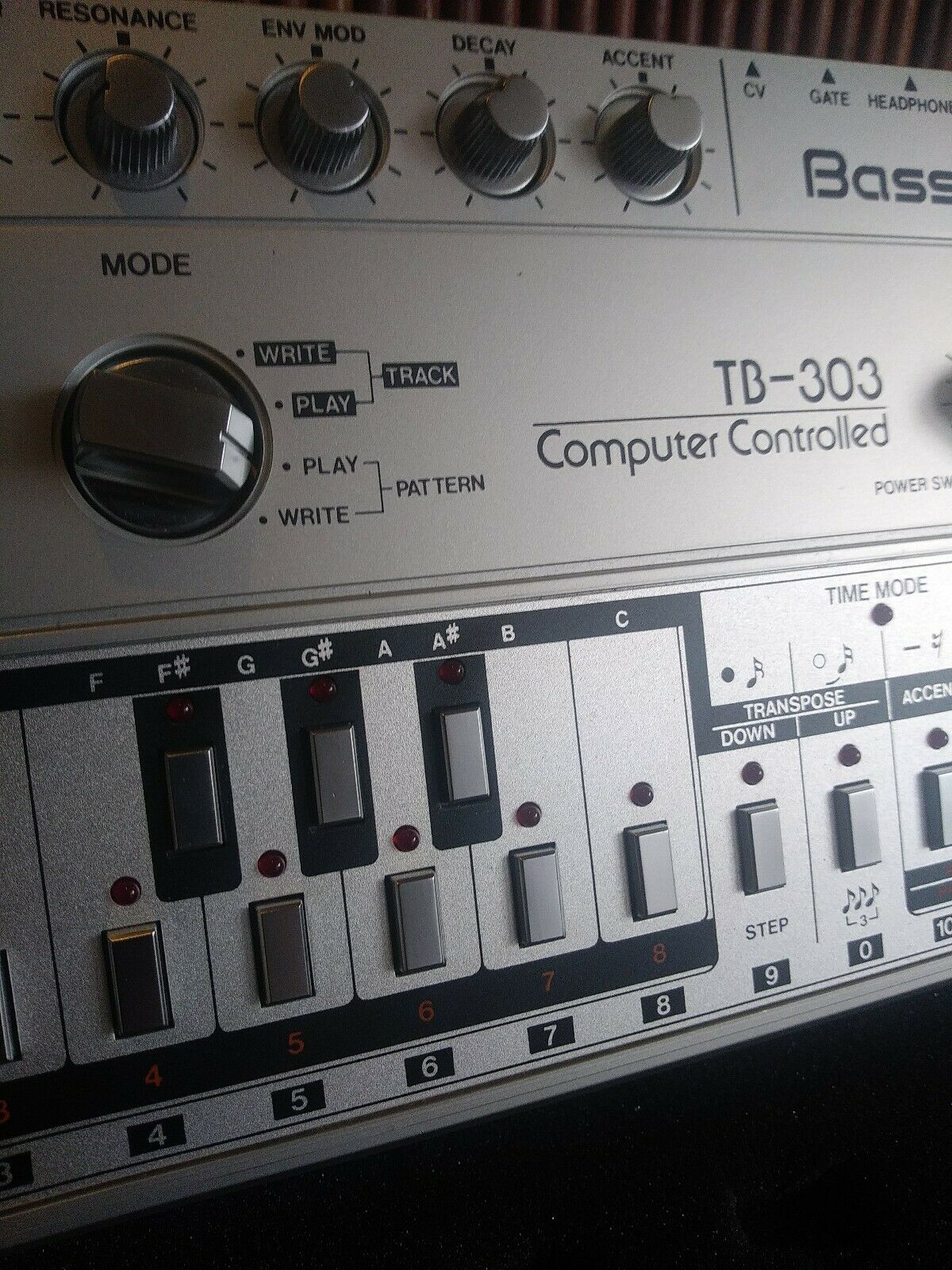 MATRIXSYNTH: Roland TB-303 Bassline Synthesizer SN 327000