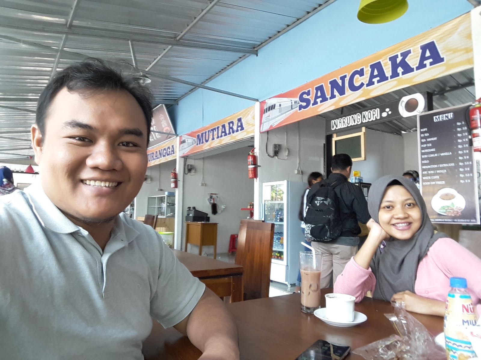 Mendadak Panen di Wisata Petik Apel - Batu, Malang! - Meykke Santoso