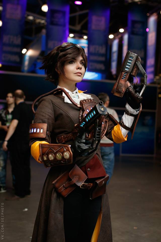 Calvin's Canadian Cave of Coolness: Cosplay This Week