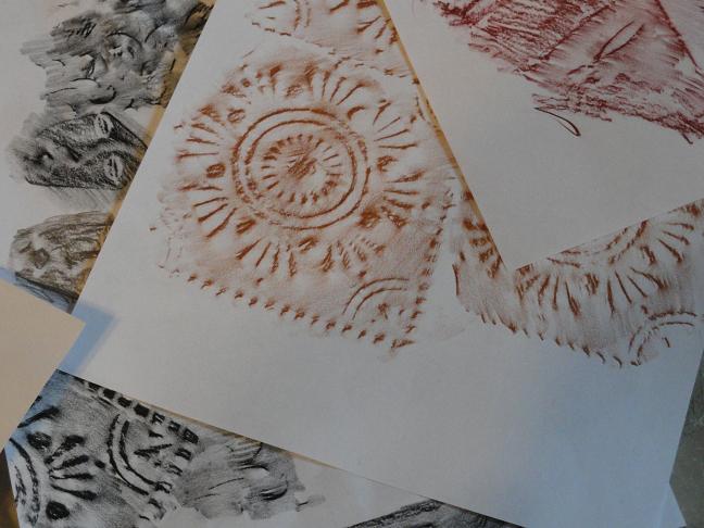 Angelia's Art Journals: Tuesday Tips and Techniques: Rubbings