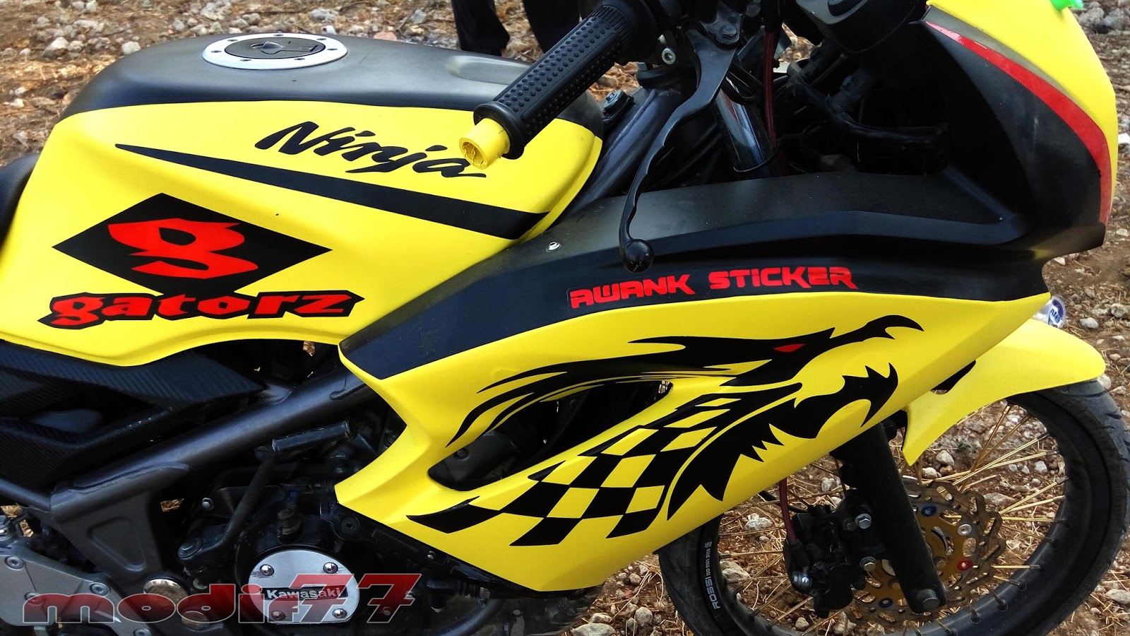 100 Gambar Motor Ninja Rr Hitam Kuning Terkeren | Gambar Modifikasi Ninja R