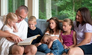 FAMÍLIA - UM PROJETO DE DEUS: ENSINANDO OS FILHOS NO CAMINHO QUE DEVE ANDAR