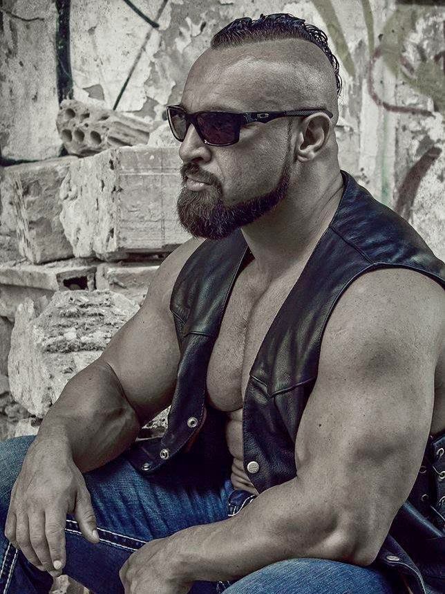 Beefcakes of Wrestling: Monday Muscle : Hungarian Hammer