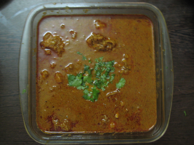 Chicken Curry In Maratha Style