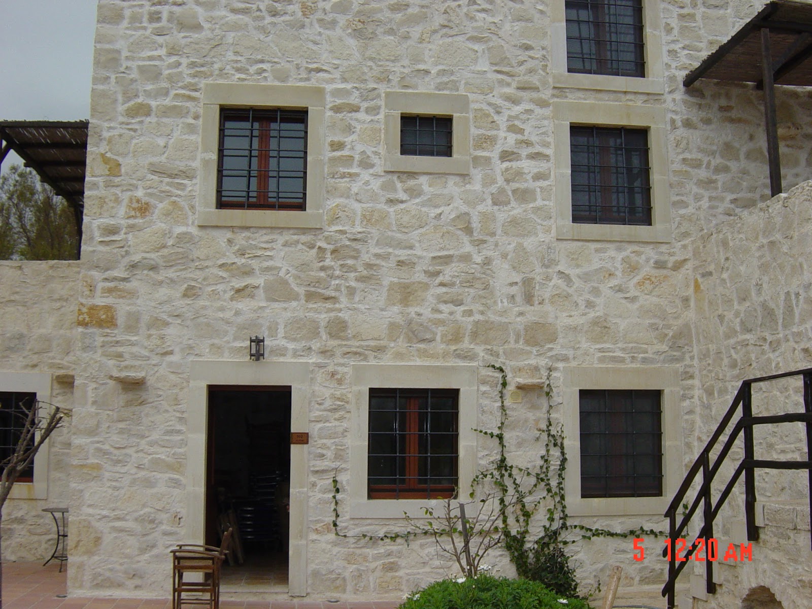 ΚΤΙΣΜA (ΕΛΛΗΝΙΚΑ): ΞΕΝΟΔΟΧΕΙΟ GOUVES VILLAGE APTS - ΚΑΤΩ ΓΟΥΒΕΣ ΗΡΑΚΛΕΙΟΥ