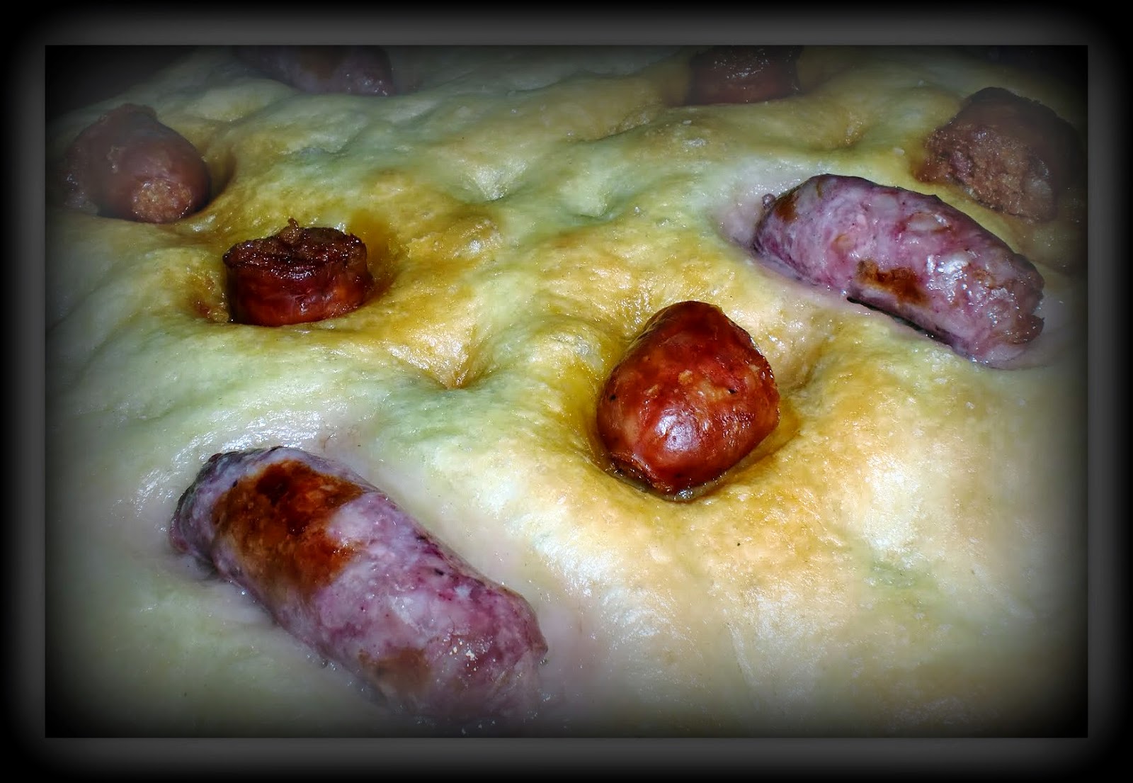 Coca de longaniza - La Cuina i el Menjar Alacantí