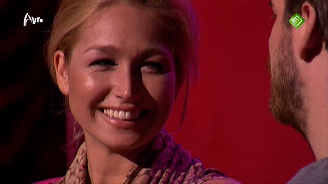 Nederlandse zangeressen: Do Dominique Rijpma van Hulst 'Mag ik U kussen ...