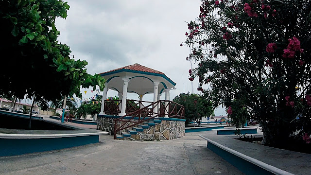 Tranquilidad Porteña, Telchac Puerto. - YUCATÁN COSTA ESMERALDA