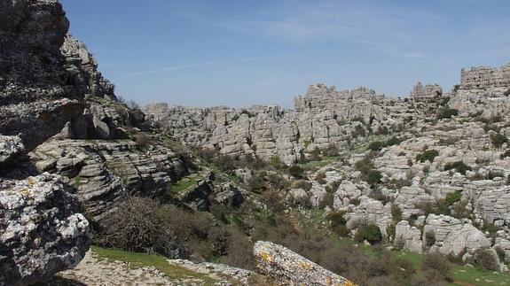 MIL Y UNA HISTORIAS : Ruta amarilla del Torcal de Antequera