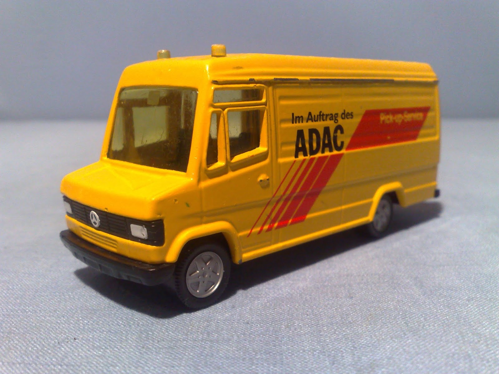 TOM's TECH TOYS: SIKU Made in Germany