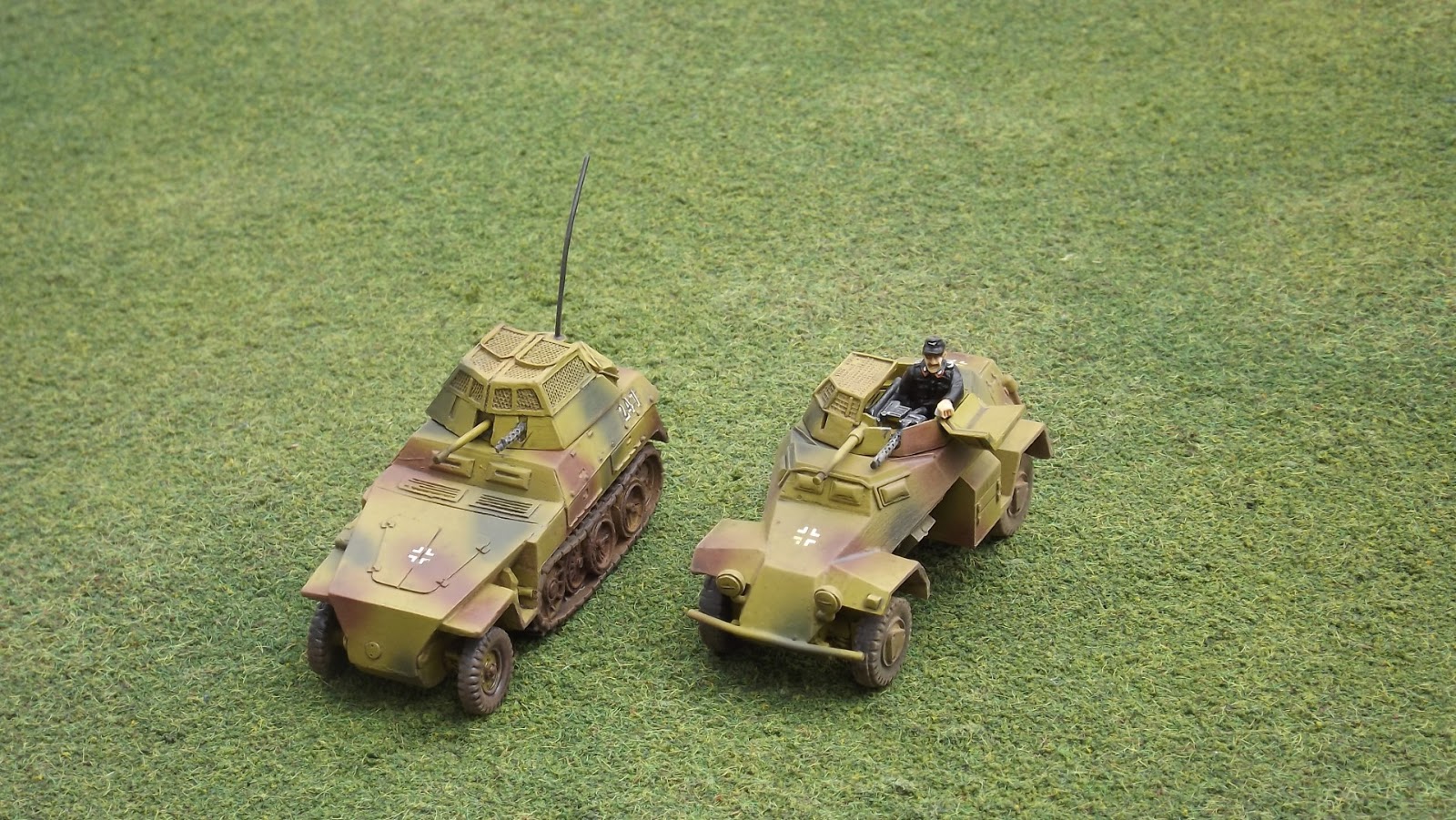 AJ's Wargaming Blog: 28mm German WWII Recon Vehicles