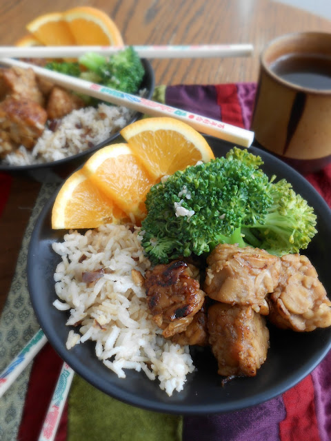 Caramelized Shallot Rice & Tempeh Bowl - Flora Foodie