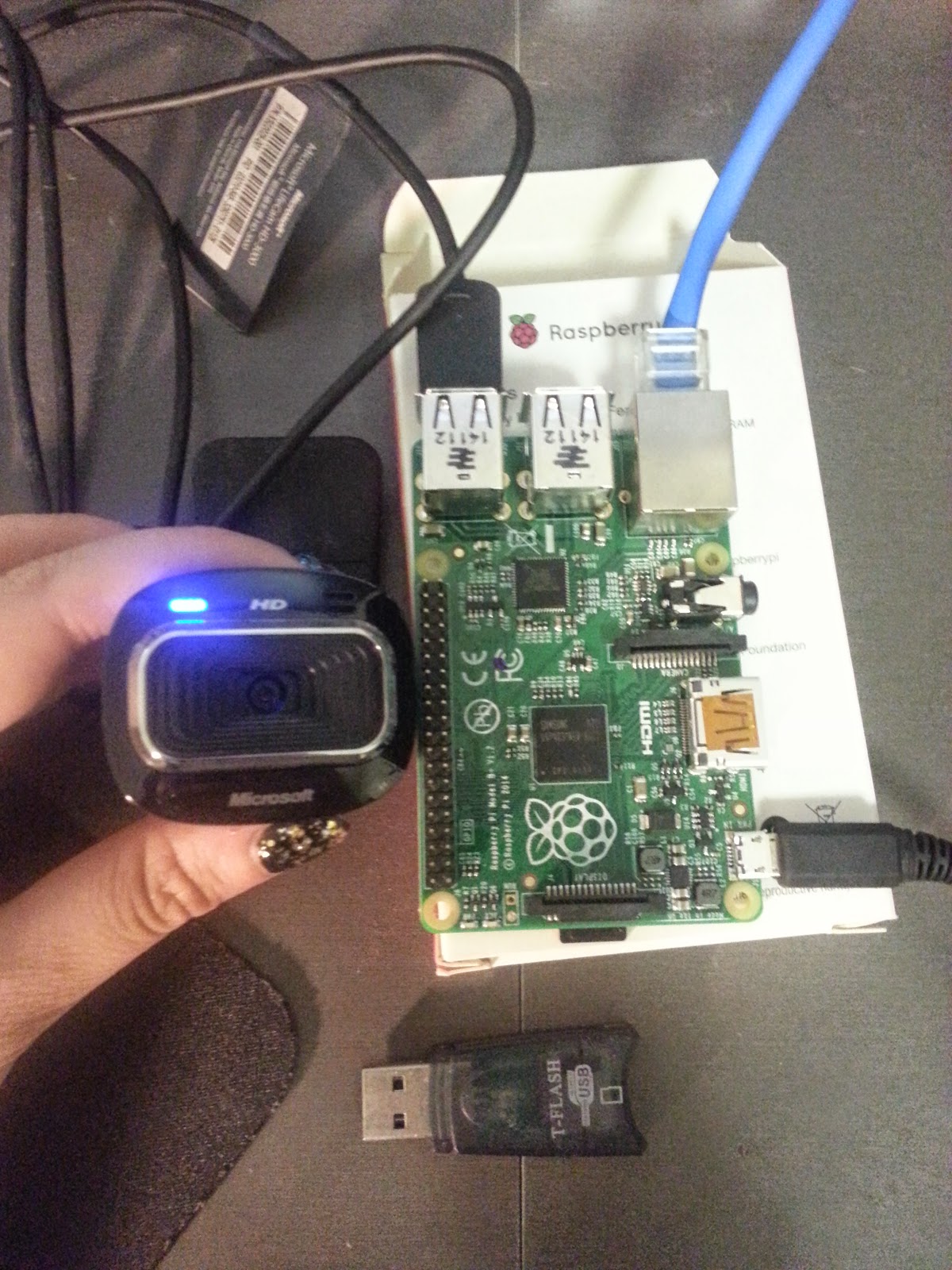 meid-up: Raspberry Pi Security Camera