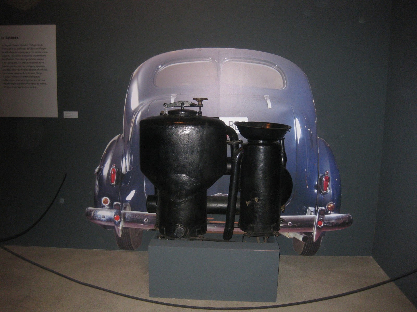 Imatges sobre rodes: GASOGEN.