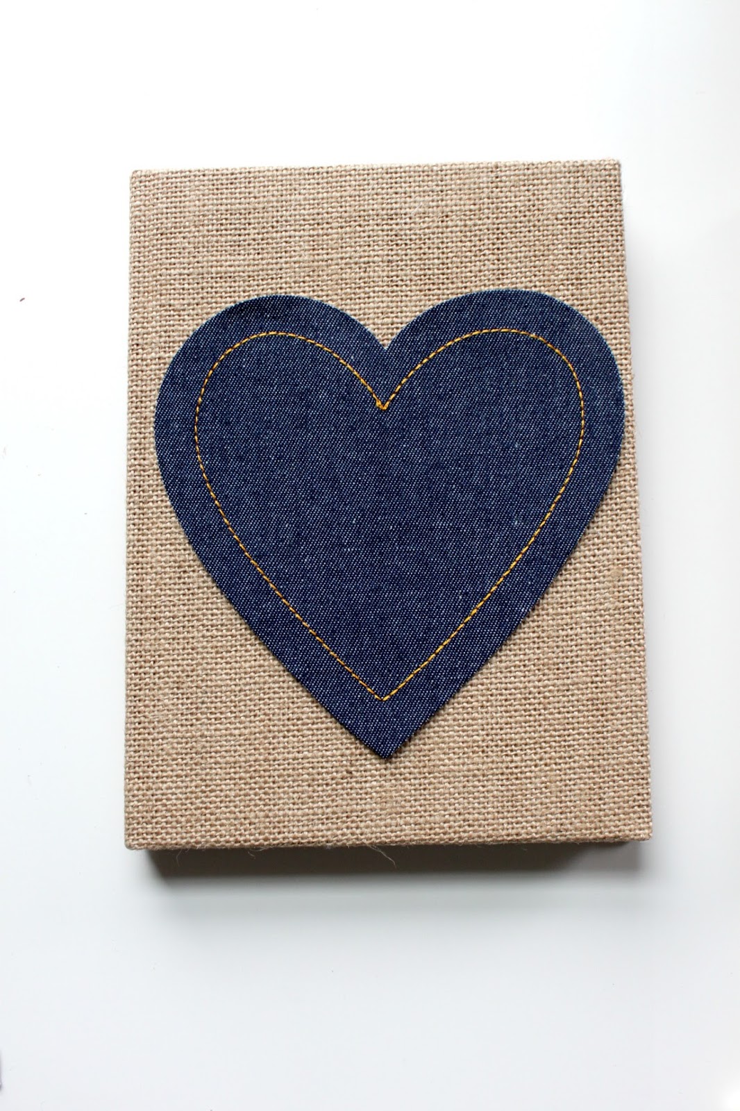 EAT+SLEEP+MAKE: DIY Denim Journals