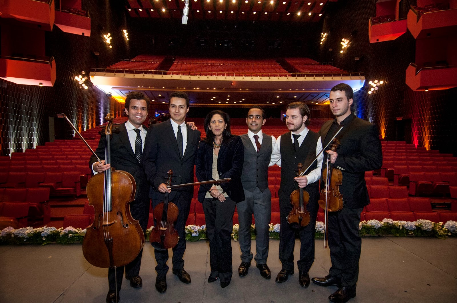 Arte y Sociedad: Quinteto Macondo Chambers Player impresiona en Sala ...