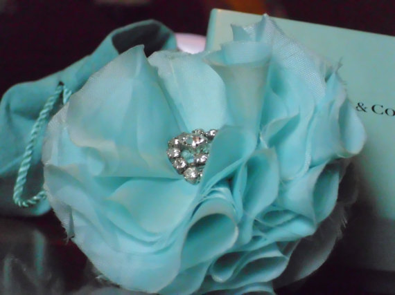 BRIDE CHIC: TIFFANY BLUE