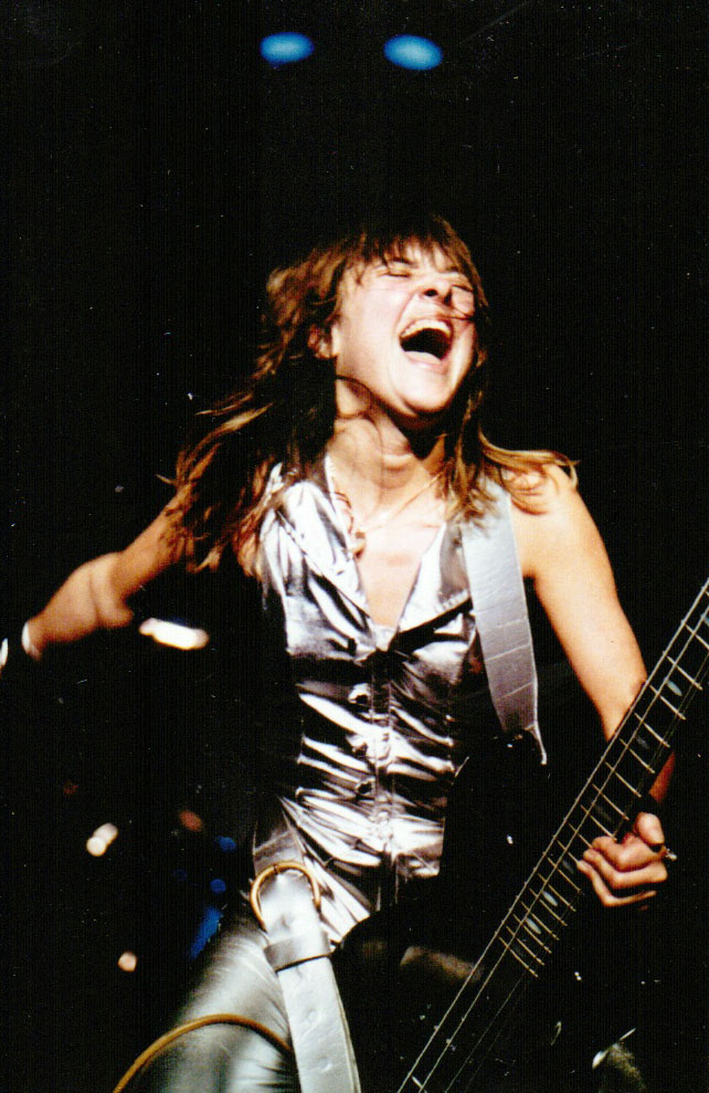 Classic Rock Here And Now: SUZI QUATRO AN EXCLUSIVE INTERVIEW