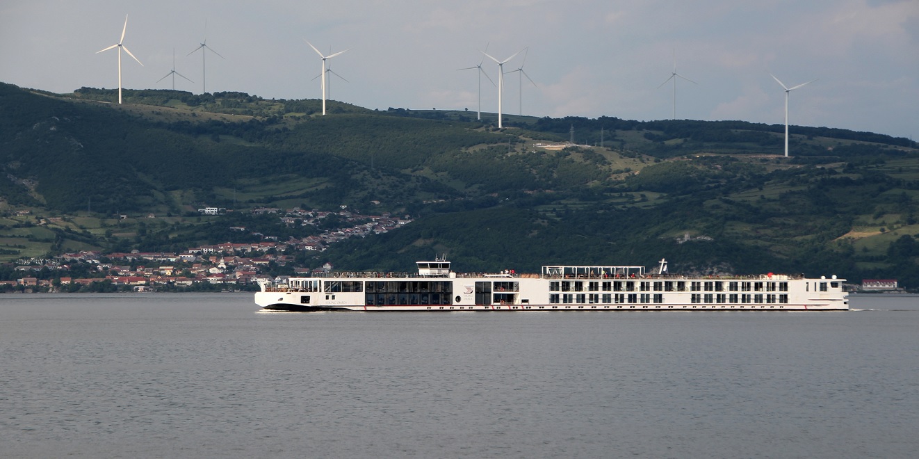 Putovanja, planinarenje i skijanje (Traveling, mountaineering and ...