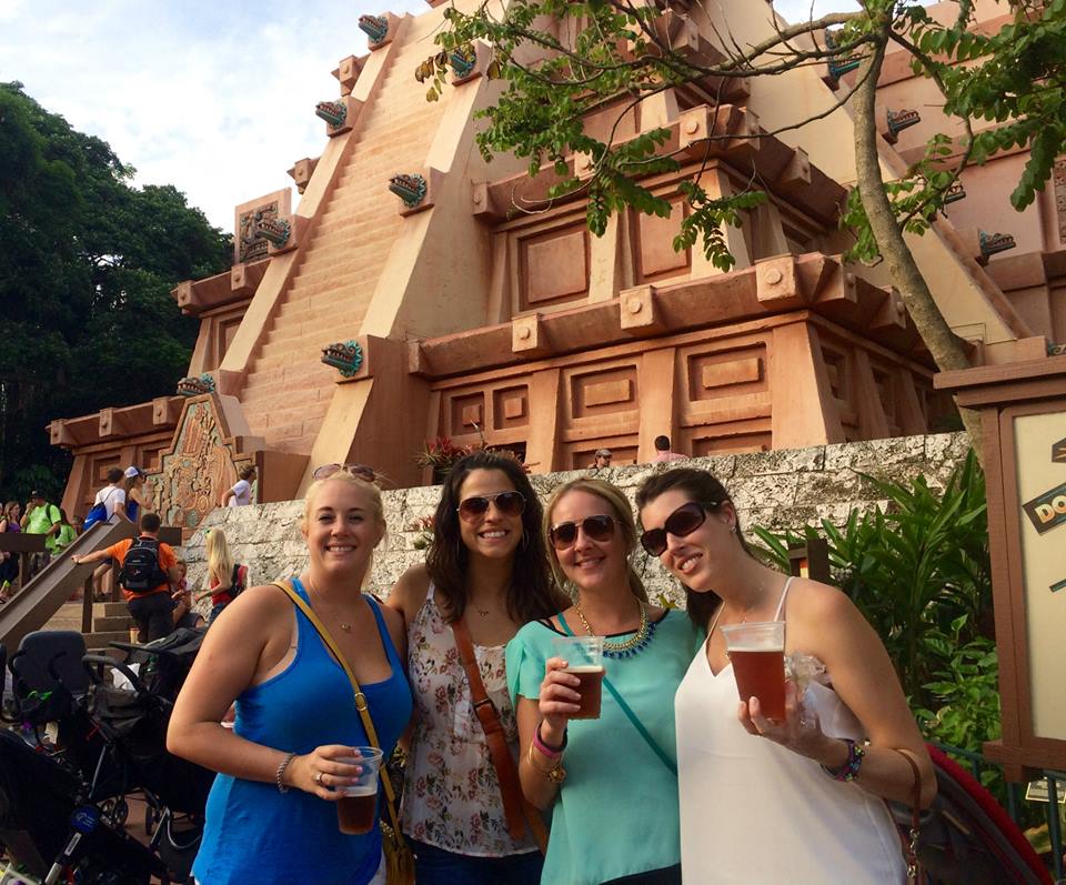 10 Girlfriend Getaways - Martinis | Bikinis