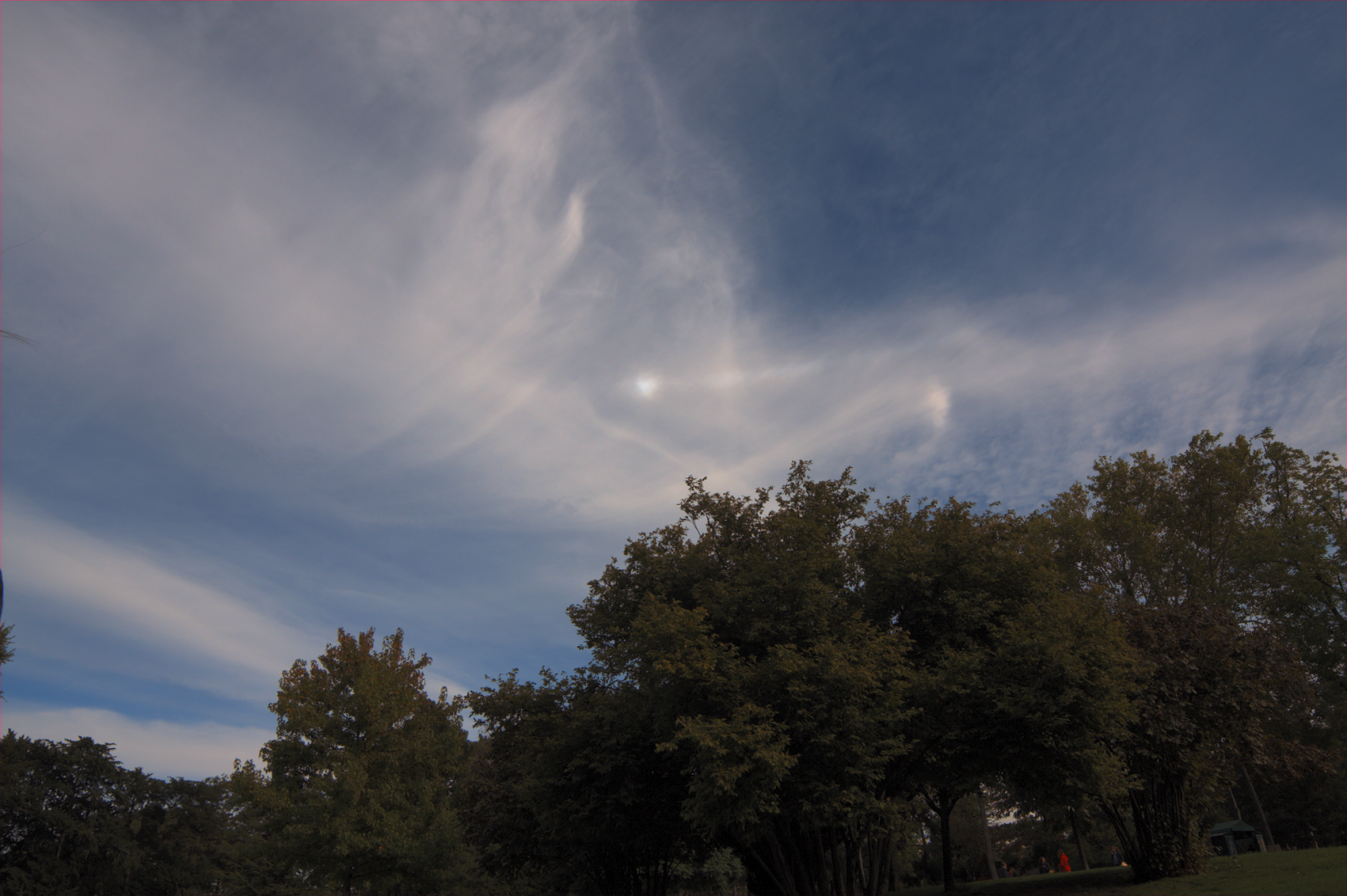 opticsaround: 7 Octobre 2012 : arc de Parry concave, zone bleue, arc de ...