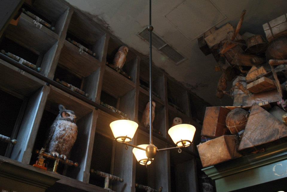 Hughes Reviews (and other wordy stuff): Harry Potter World: Ollivander ...