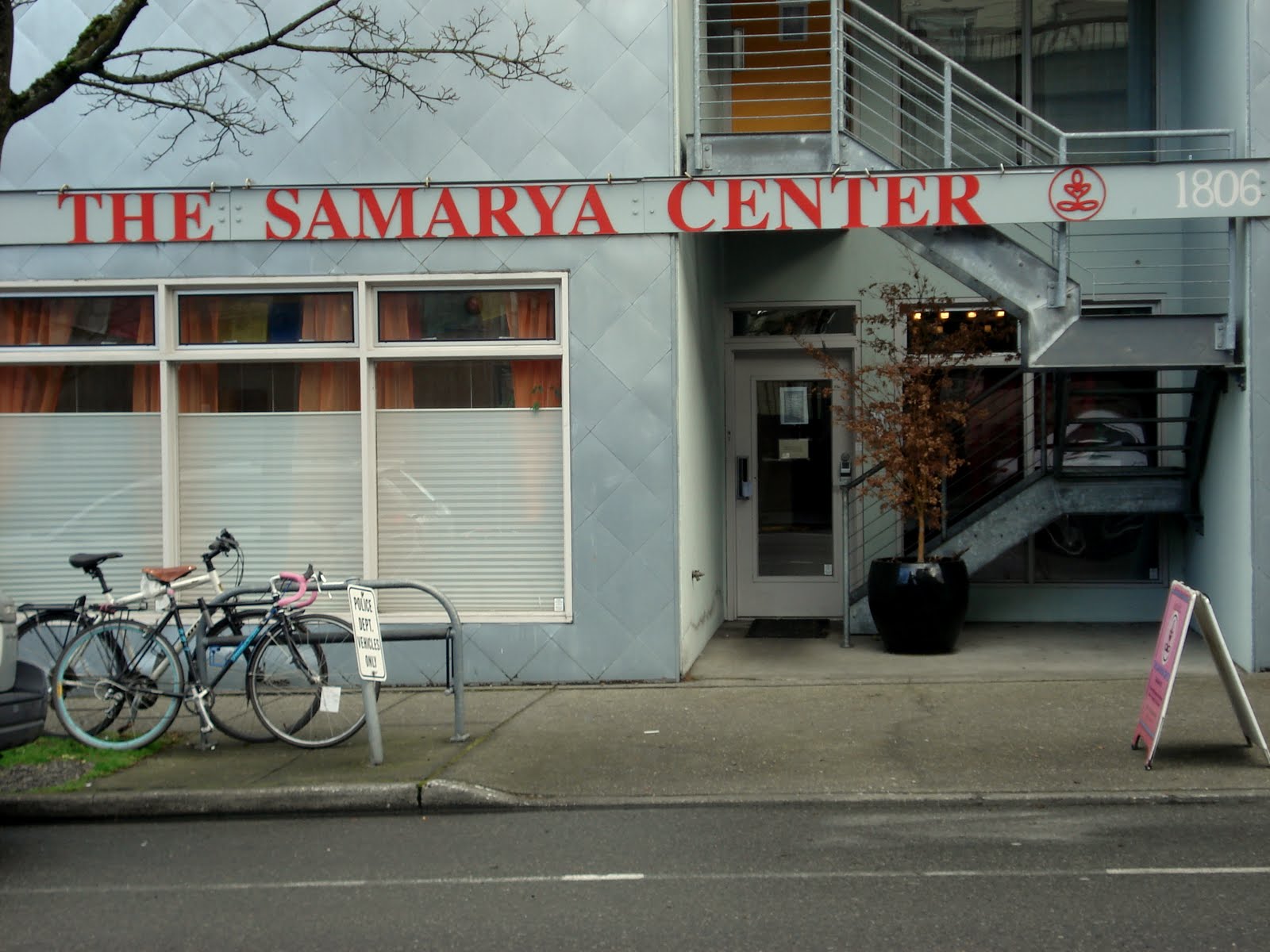 What's the Smatter?: Samarya Yoga Studio, Seattle: Go!
