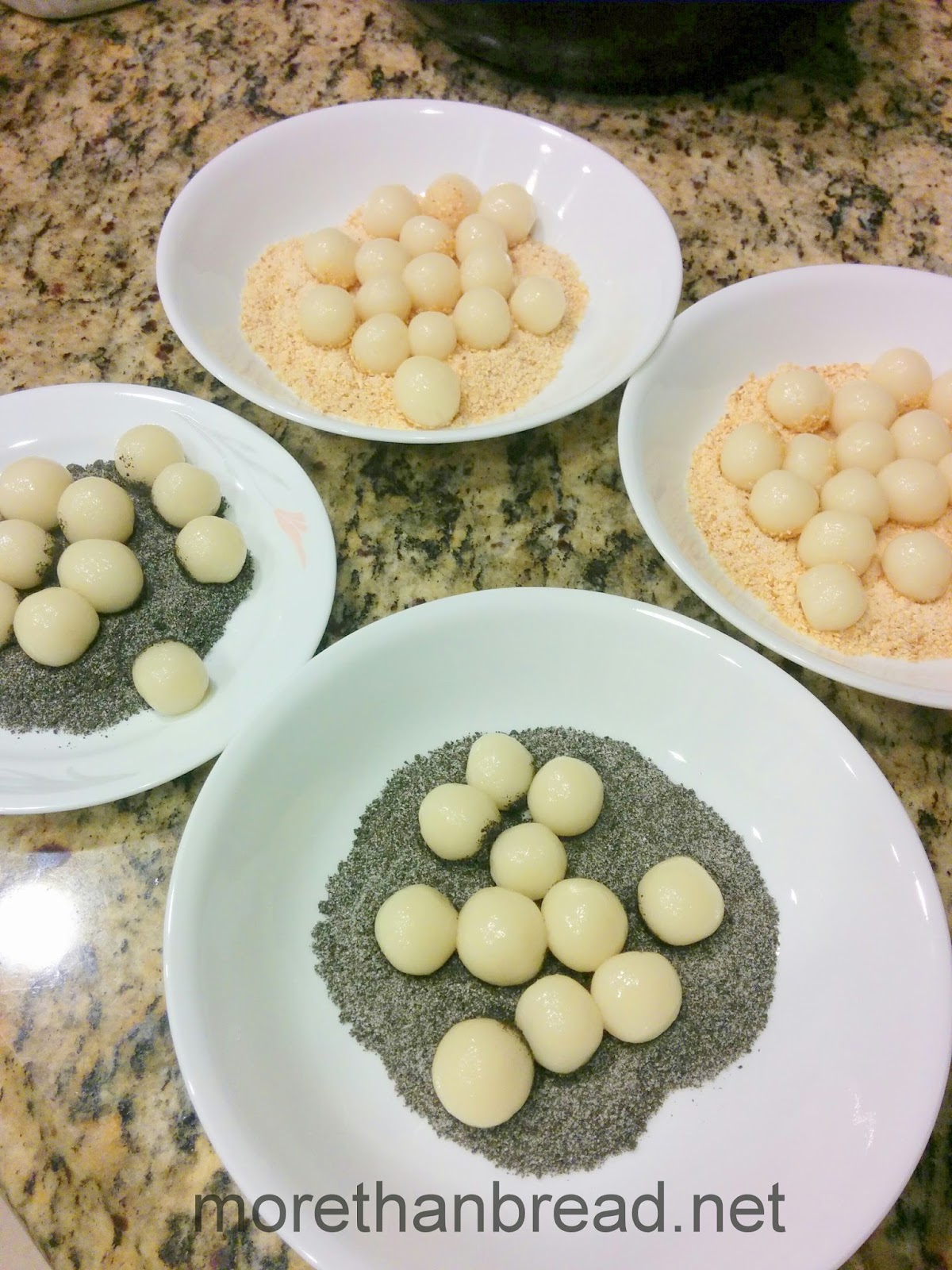 More Than Bread: Sweet Rice Balls with Peanuts and Sesame 糖不甩