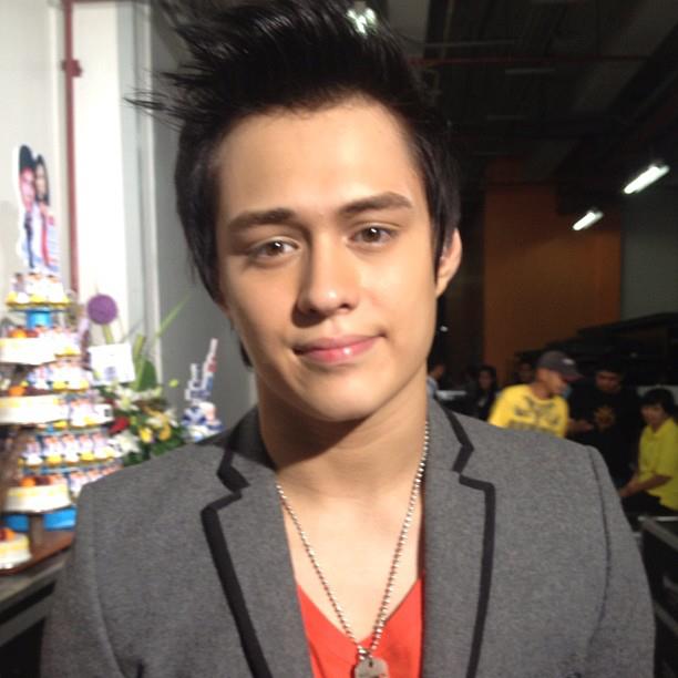 Hot Pinoy Showbiz: Enrique Gil On Being Single, Solenn Heussaff and ...