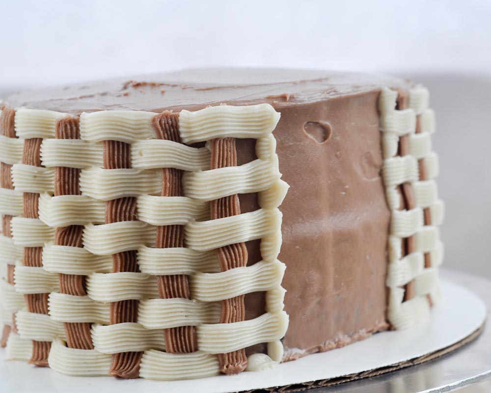 How To Make a Basket Cake step by step - CakeYep