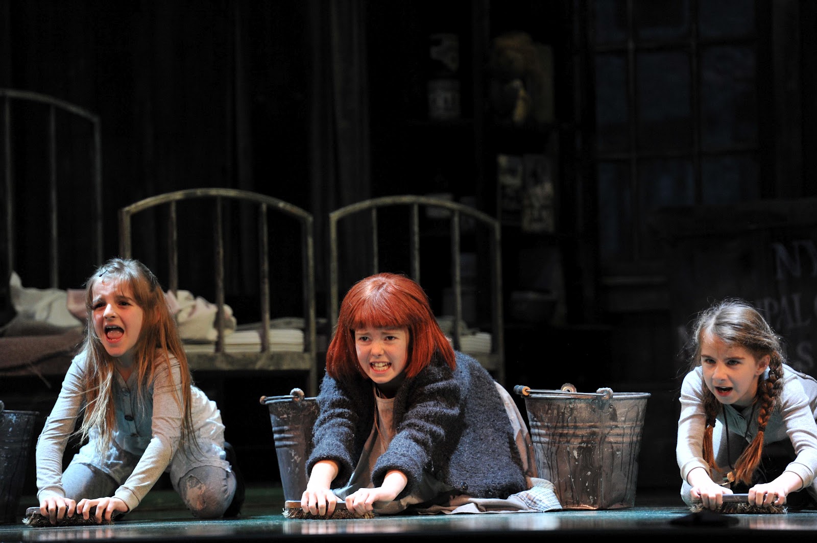 Kate Herbert Theatre Reviews: Annie, Regent Theatre, May 29, 2012