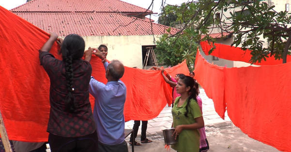 Gujarat Dalits to hand over India's largest National Flag to CM, ask ...