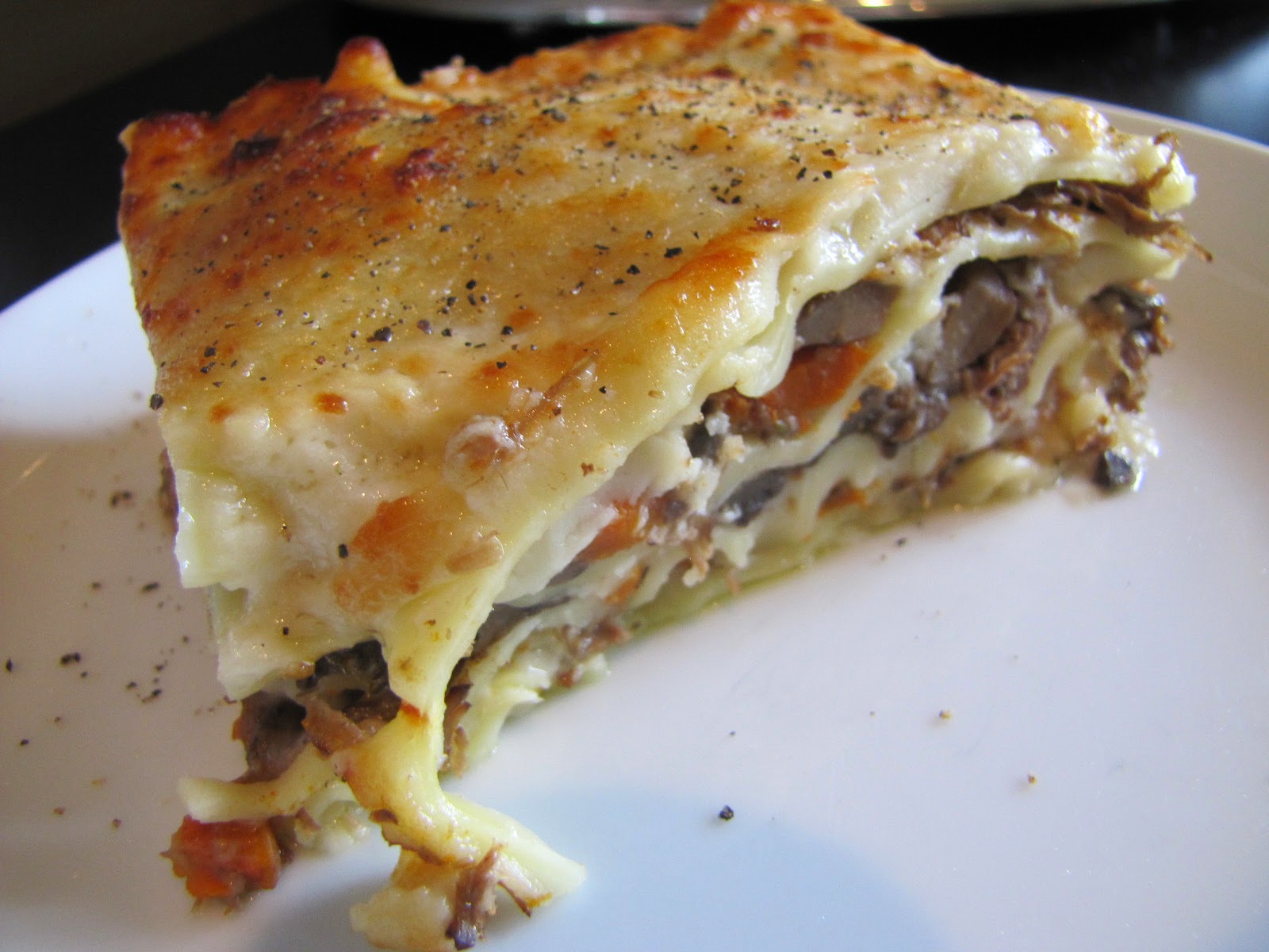 Katie Cooks Dinner: SHORT RIB LASAGNA
