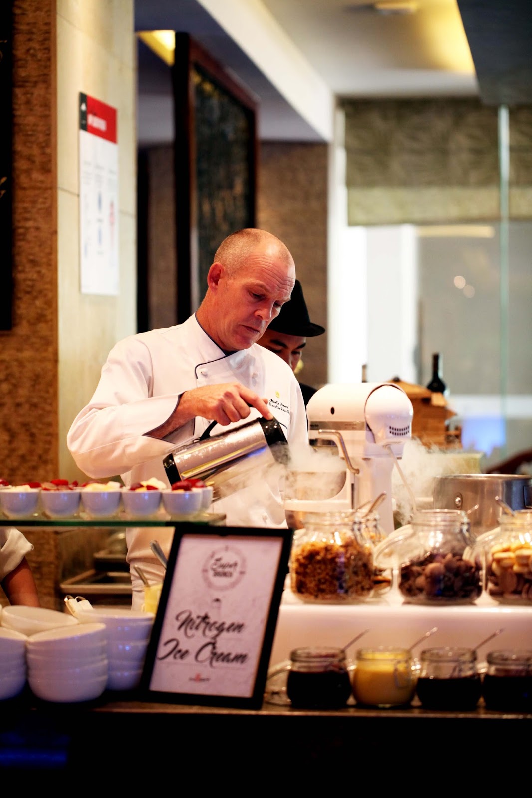 10 Ways that Make Edsa Shangri-La's Heat Super Brunch SUPER! - Joyfully ...