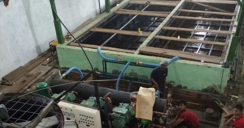 Pemasangan Mesin Pabrik Es Balok
