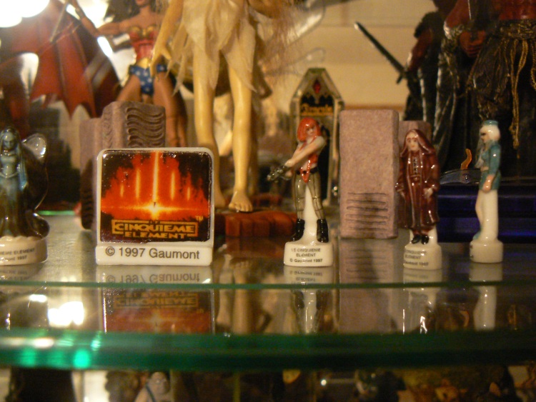 Leeloo's "The Fifth Element" Repository: The Fifth Element in figure ...