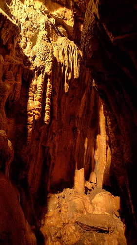 Chudleigh Rocks Caves Devon - Britain All Over Travel Guide