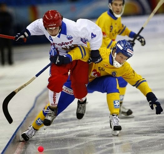 Educación Física y Cultura Física: EL BANDY UNE EL FÚTBOL Y EL HOCKEY ...