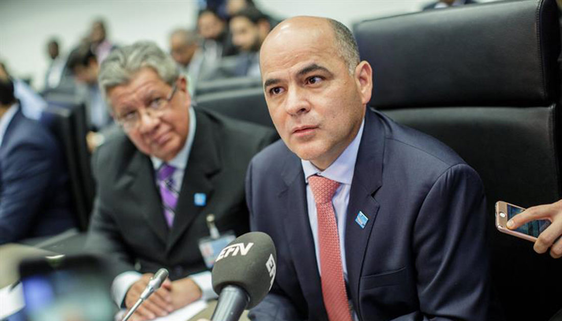 QUEVEDO ASEGURA QUE HAY LIQUIDEZ PARA PAGAR DEUDA PERO RECONOCE RETRASOS