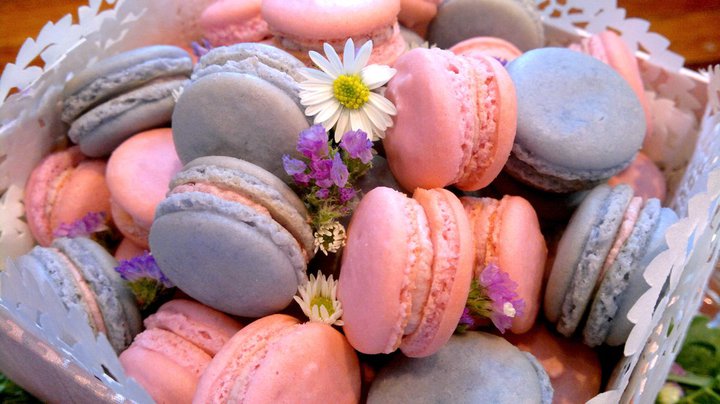 Les Bijoux Macaron: New Trending: Macarons for Engagement/ Wedding Hantaran