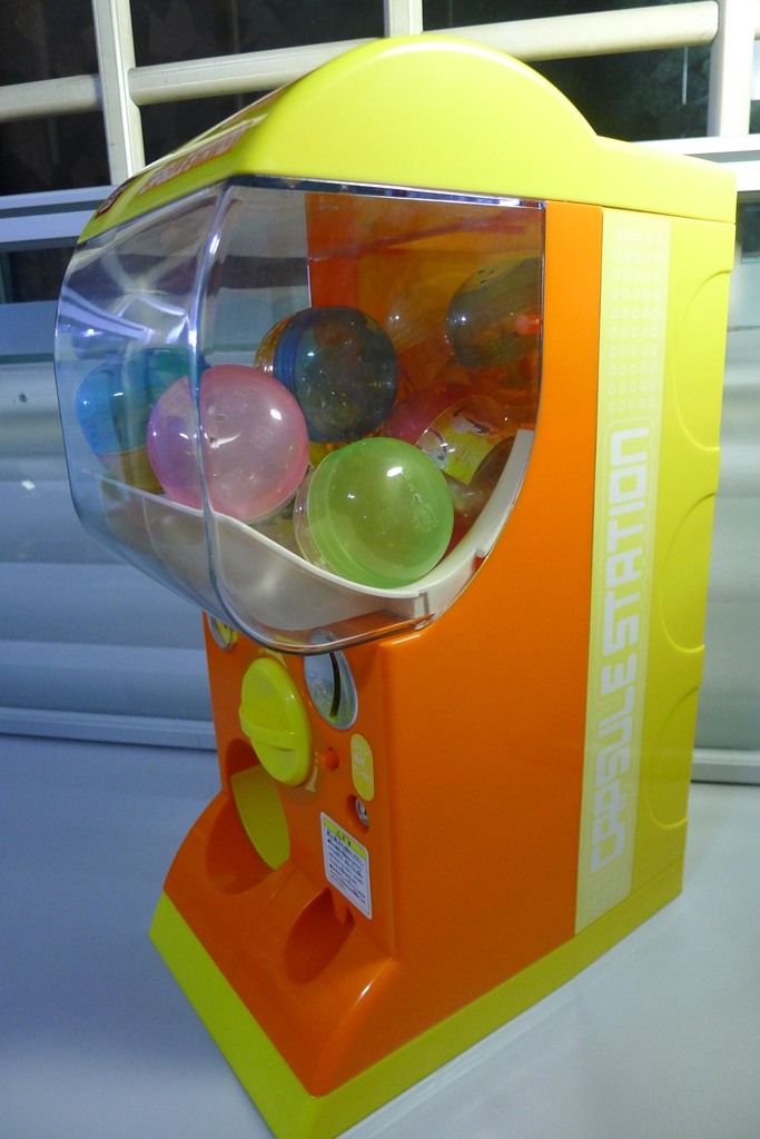 The World of Gashapon Capsule Stations | MILKCANANIME