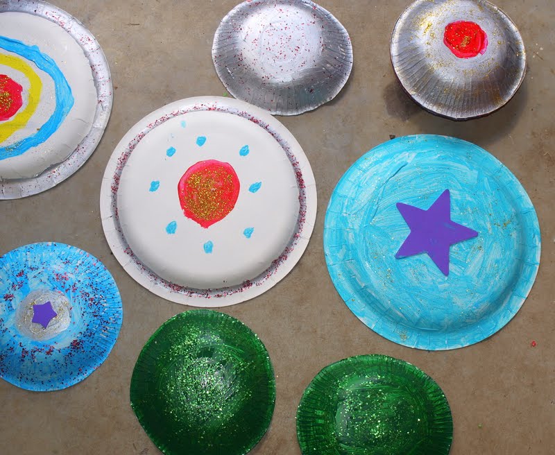 Blast Off - Paper Plate Alien Spaceships