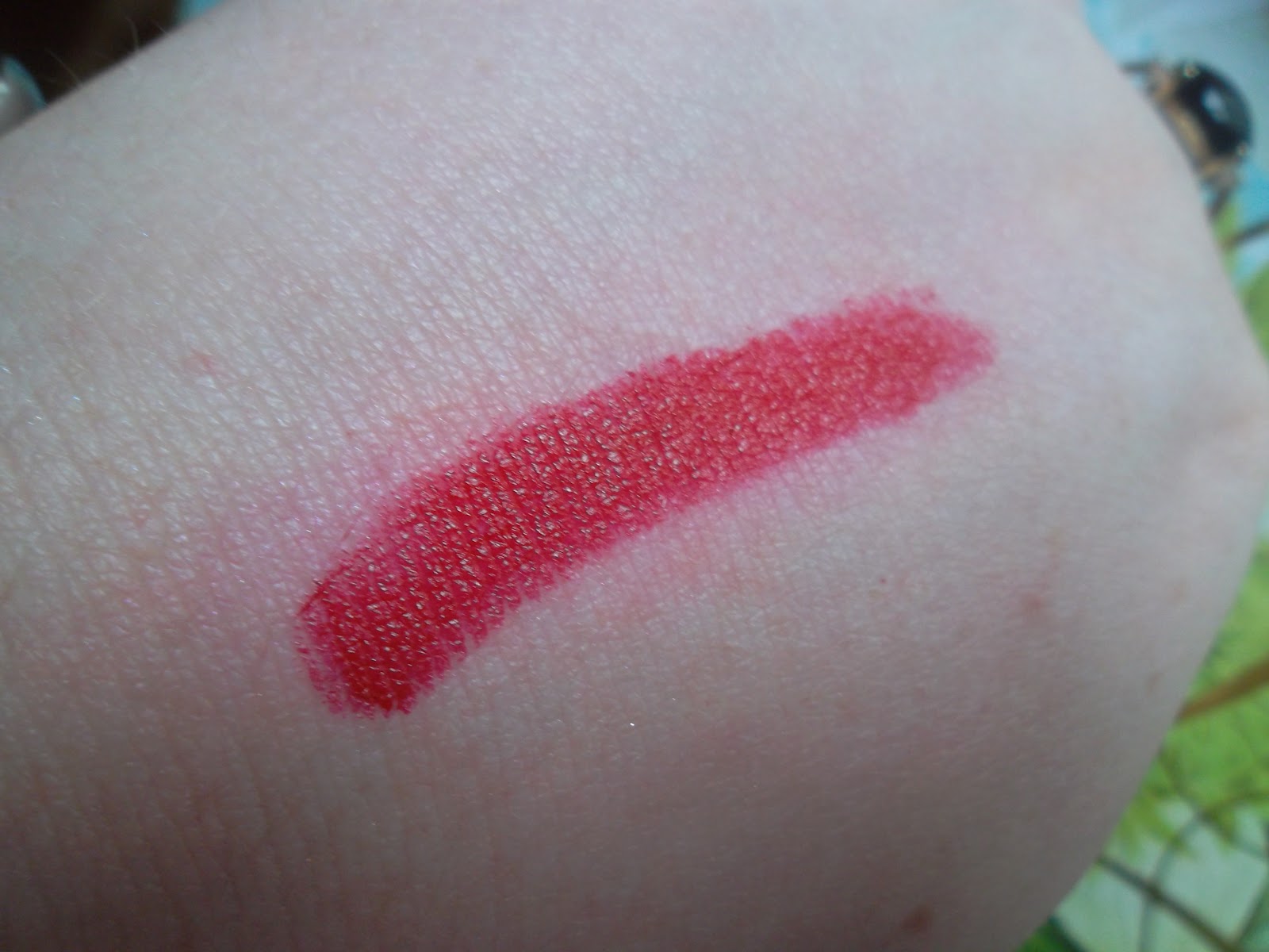 WhenItRainsItPours: MAC Lipstick - M.A.C RED