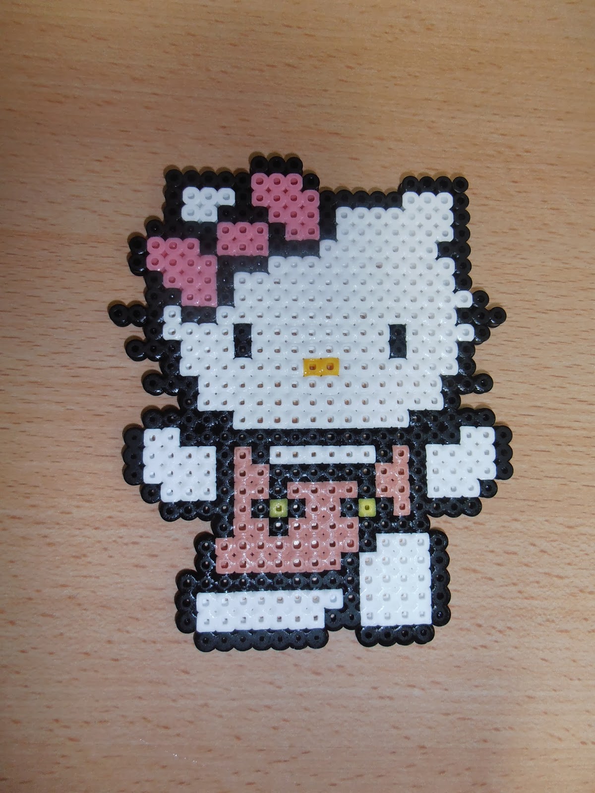 Miniempresa Los Leones: Accesorios hechos con pyssla