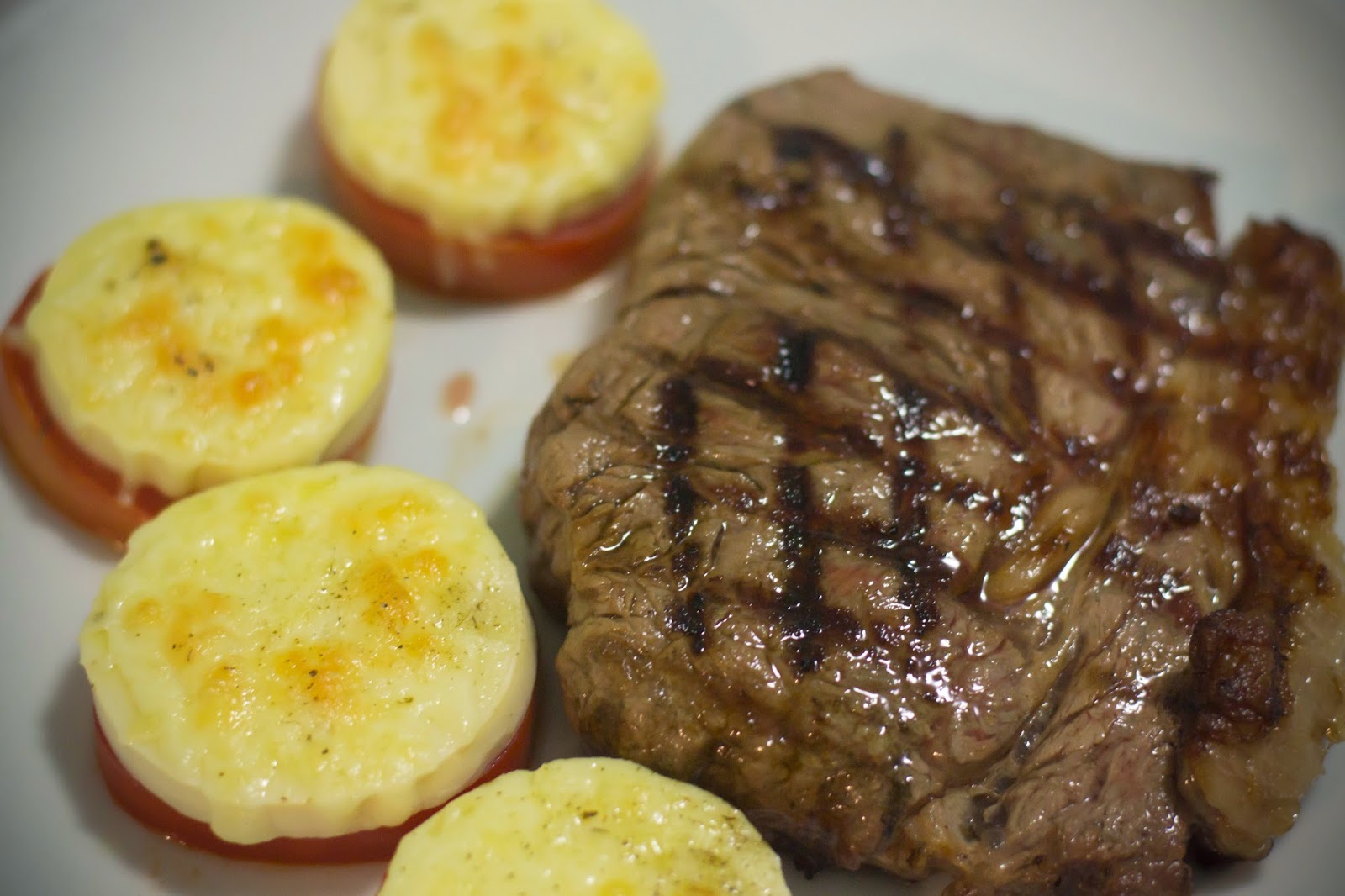 Cozinha Sem Reservas: Receita de Contra Filé Grelhado com Tomates e ...