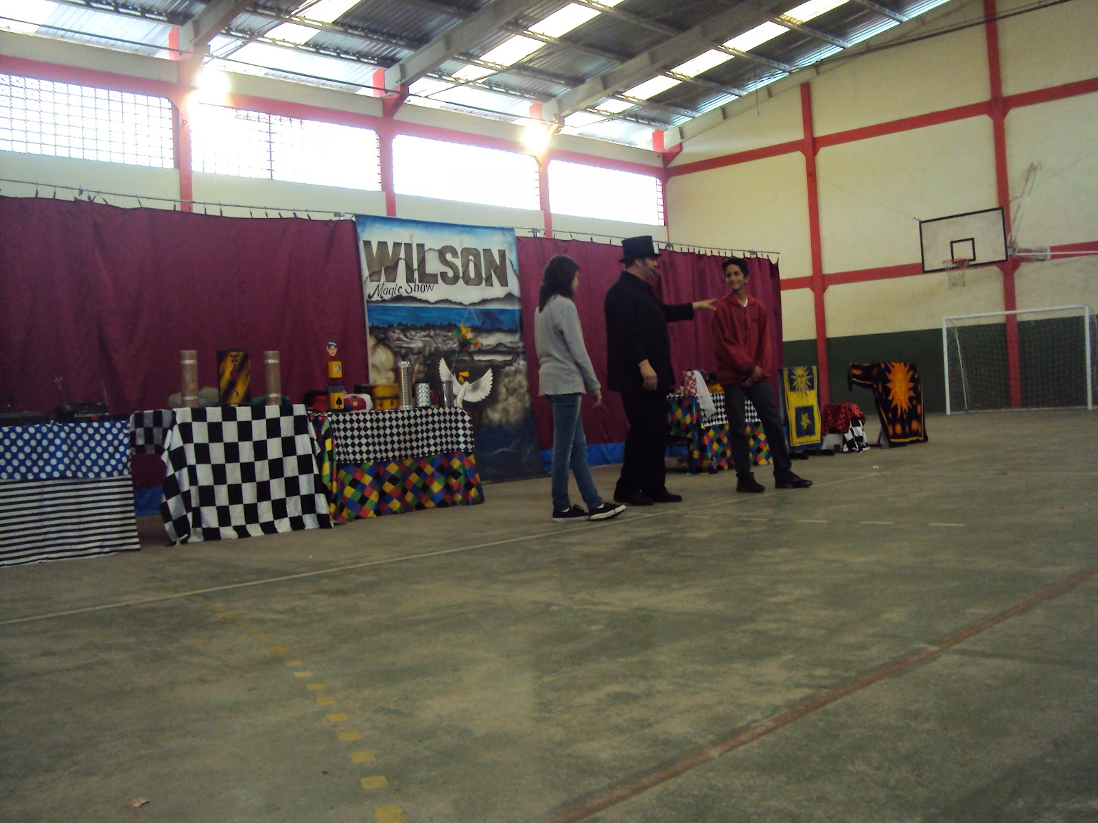 ESCOLA TUFI DIPPE: SHOW DE MÁGICA NO TUFI