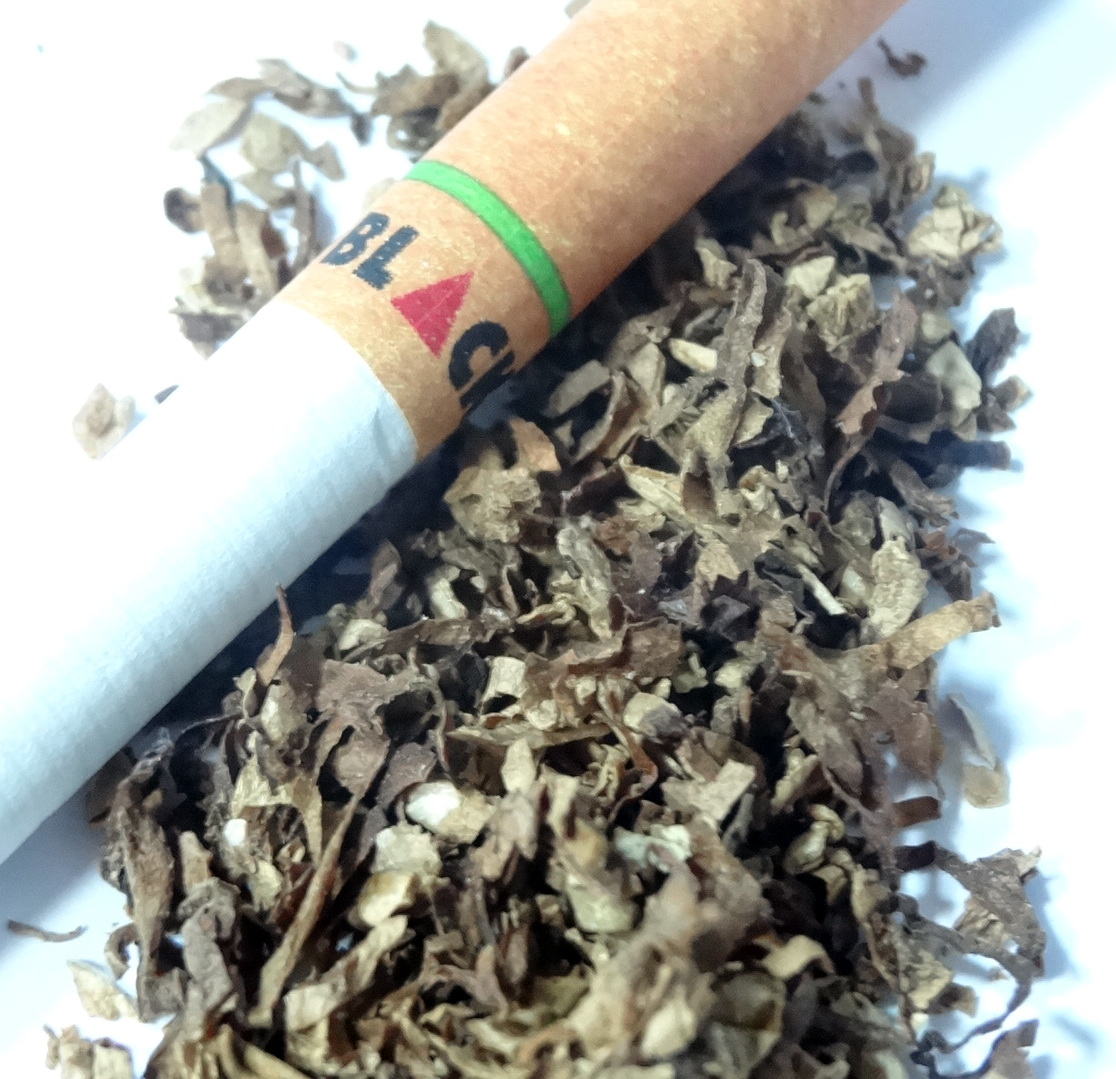 Курительные трубки.: Сравнительная дегустация индонезийских Djarum ...