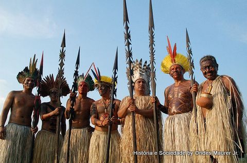 ϟ • História e Sociedade • ϟ: A História dos índios da América