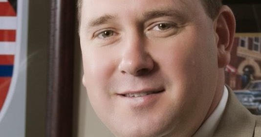 Murfreesboro Review : Robert Arnold - The Untold Stories